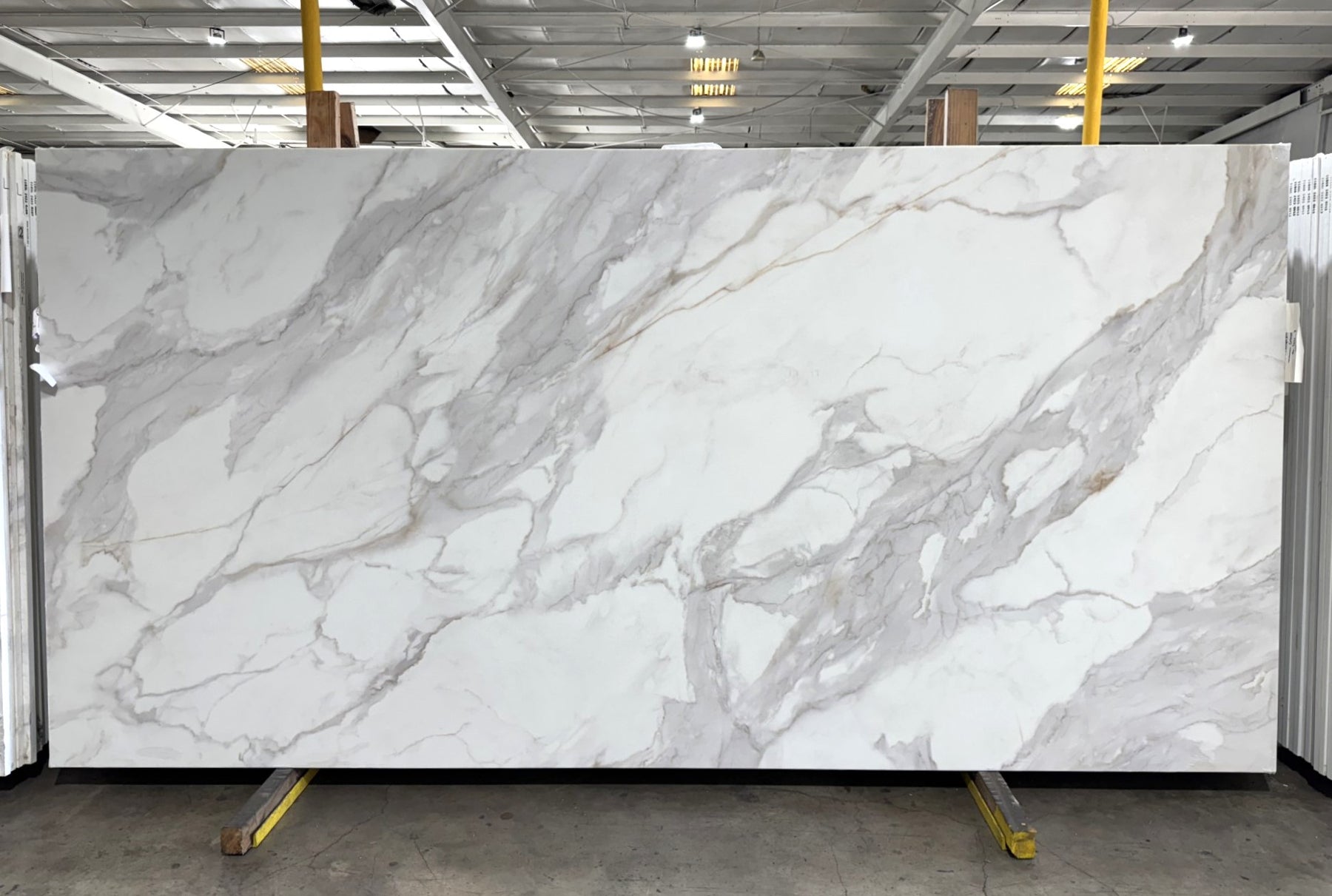 Calacatta Caldia 1107 Printed Quartz